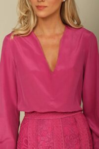Tipos de decotes: saiba escolher o ideal para o seu corpo - Se a Moda Pega